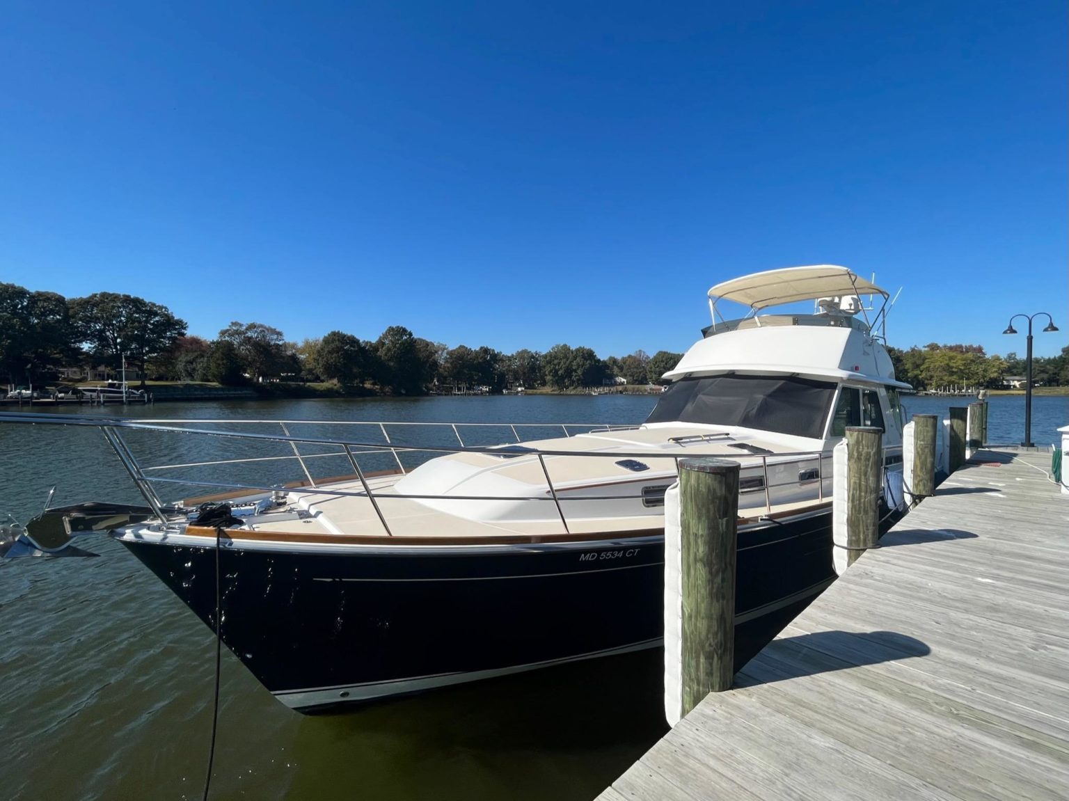 Featured Listing: 2016 Sabre 54 Flybridge Sedan - DiMillo's Yacht Sales