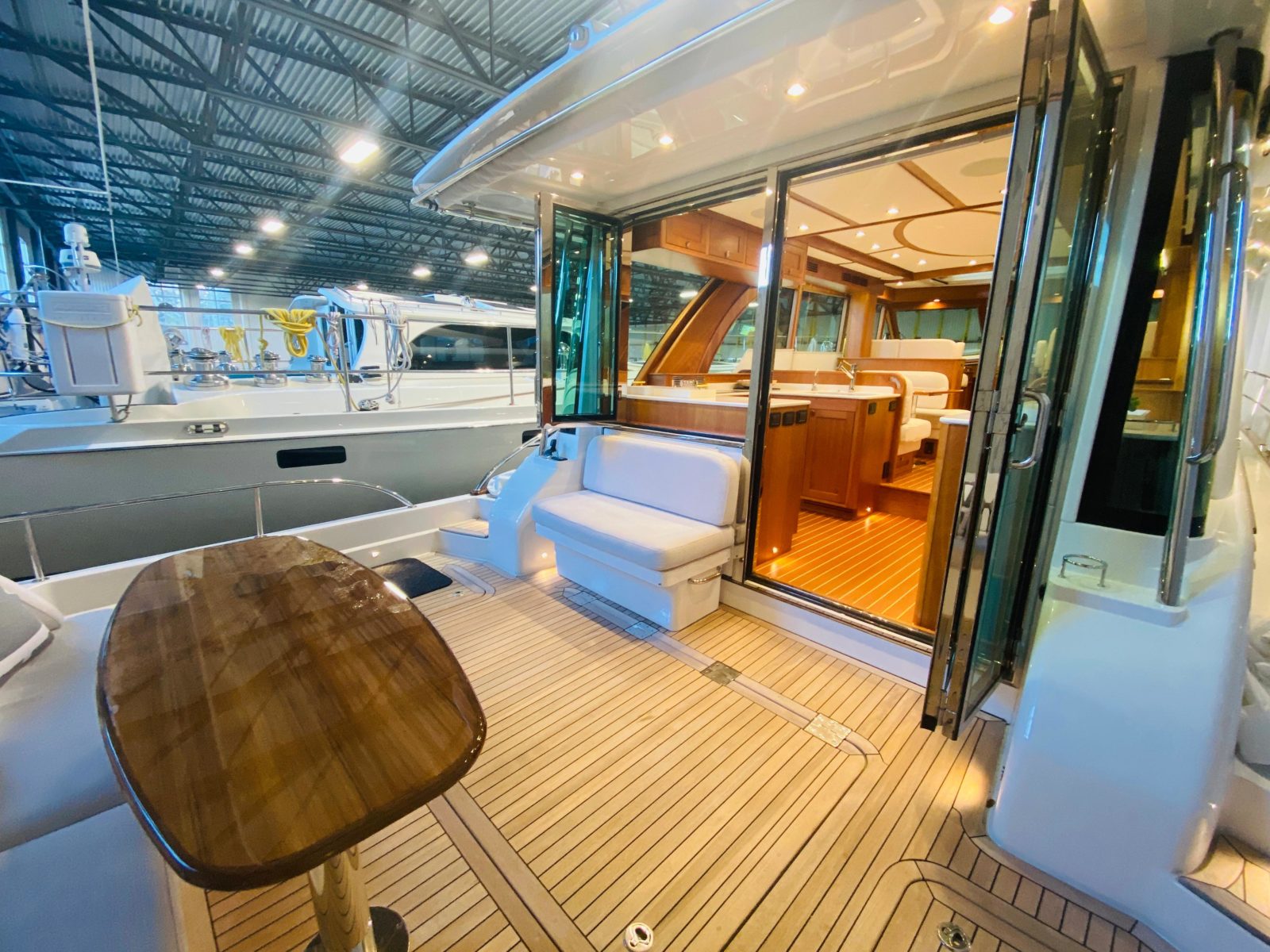 Featured Listing: 2022 Sabre 58 Salon Express - DiMillo's Yacht Sales