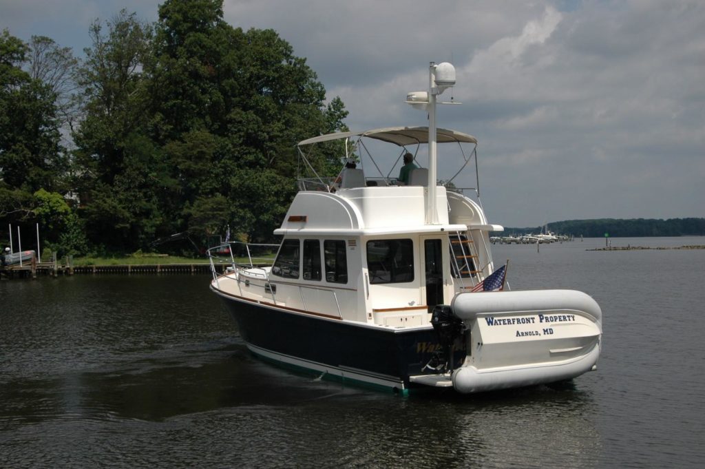 Featured Listing: 2005 Sabre 42 Flybridge Sedan - DiMillo's Yacht Sales