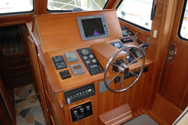 Featured Listing: 2005 Sabre 42 Flybridge Sedan - DiMillo's Yacht Sales