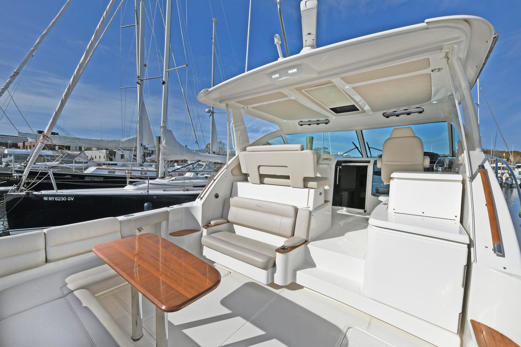 Featured Listing: 2014 Tiara 3900 Coronet - DiMillo's Yacht Sales