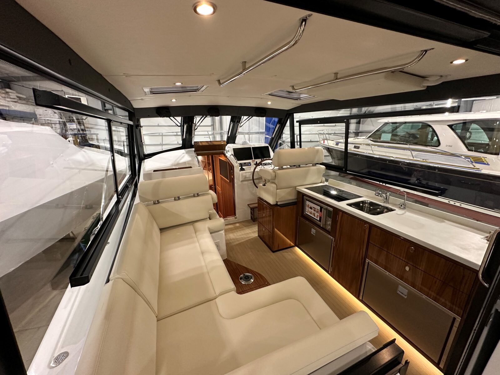 NEW MJM 42- In Stock! - DiMillo's Yacht Sales